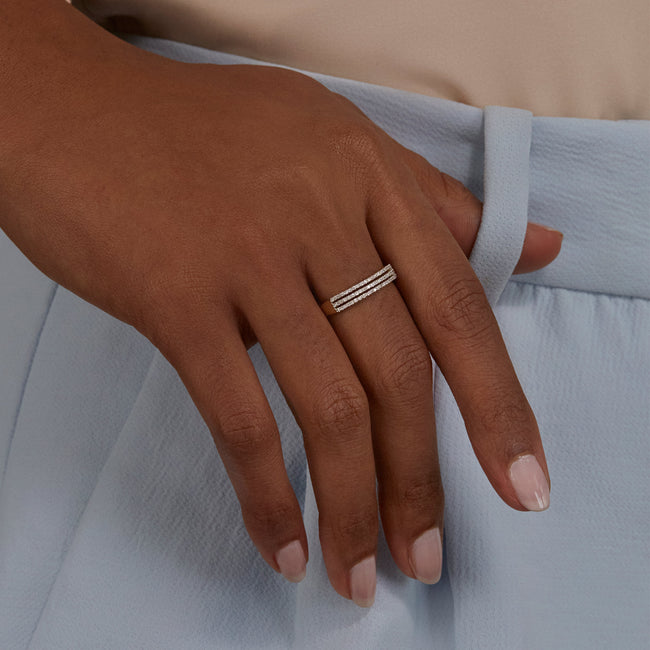 Fine Diamond Trio Band – STONE AND STRAND