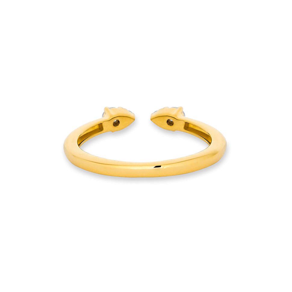 Perfect Pear Pinch Ring – STONE AND STRAND