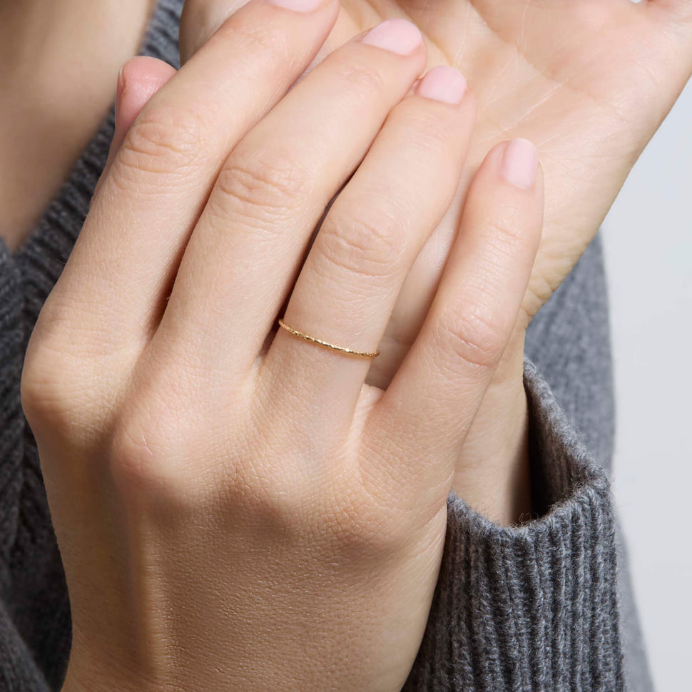 Ultra Fine Sparkle Ring – STONE AND STRAND