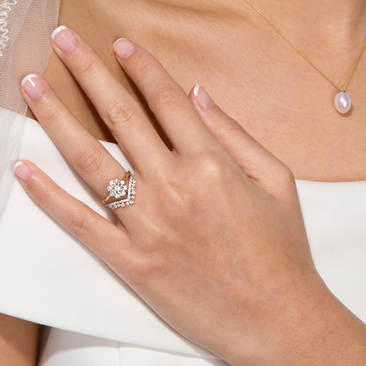 The Ava Ring in Yellow Gold – STONE AND STRAND