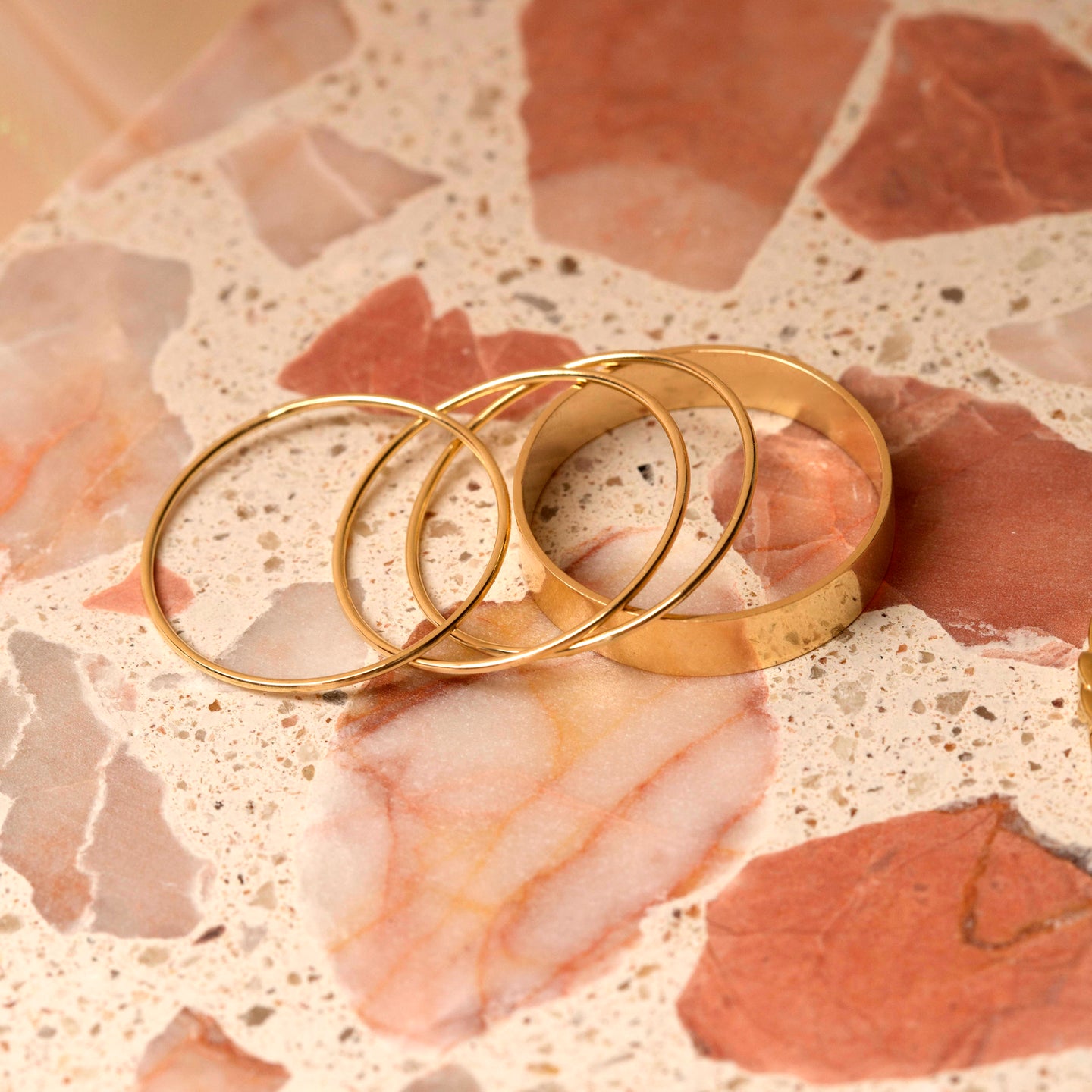 Ultra Fine Gold Band – STONE AND STRAND