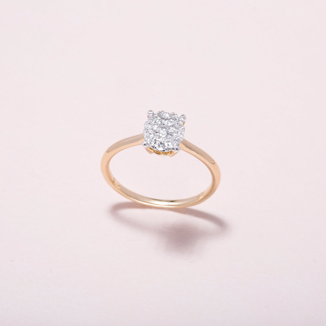 The Sophia Ring in Yellow Gold – STONE AND STRAND