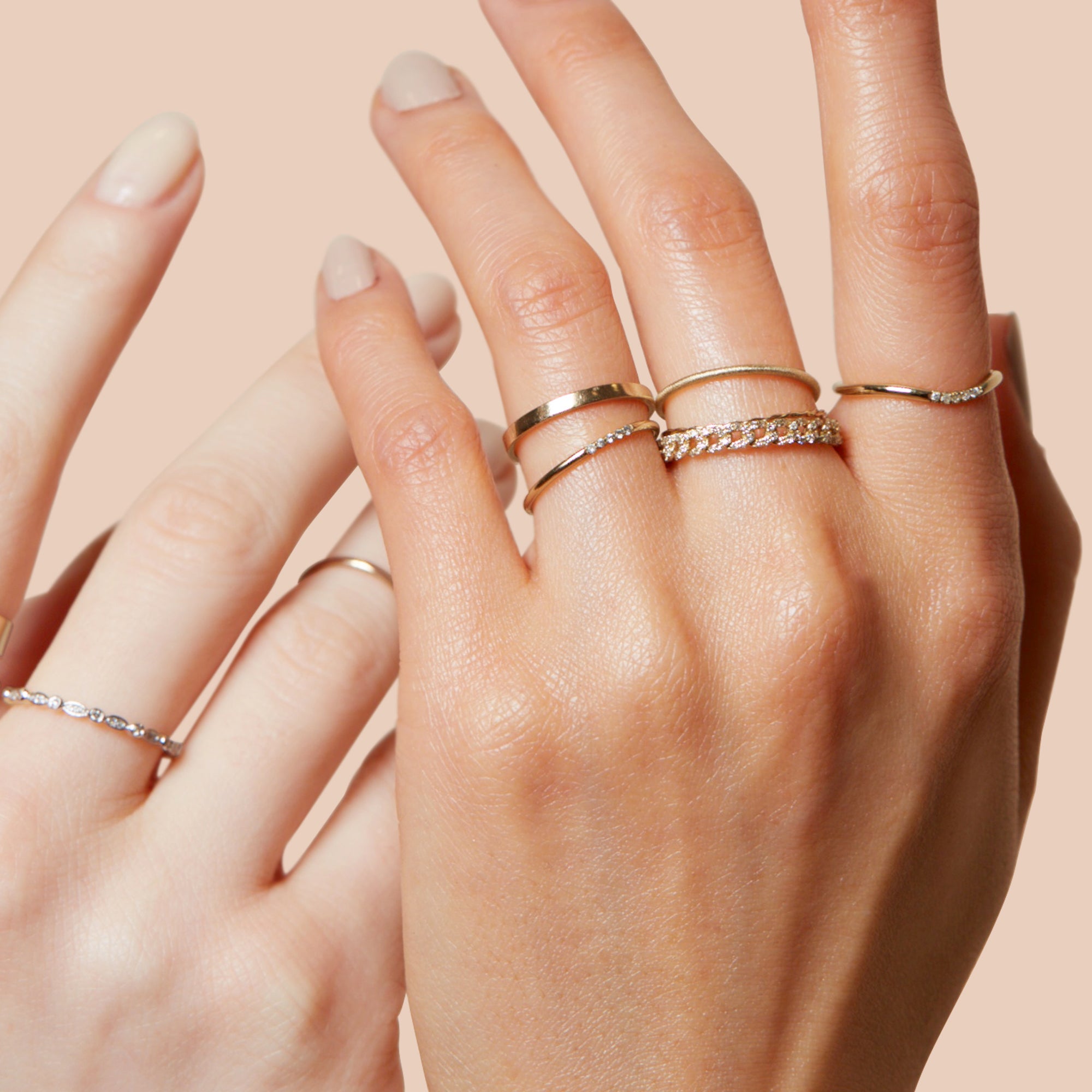 Curve Gold Band – STONE AND STRAND